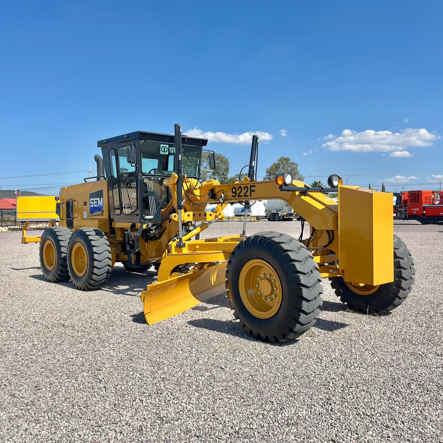 Motoniveladora Marca SEM 922F Año 2025 - 1479 F152 - DICAM SERVICES